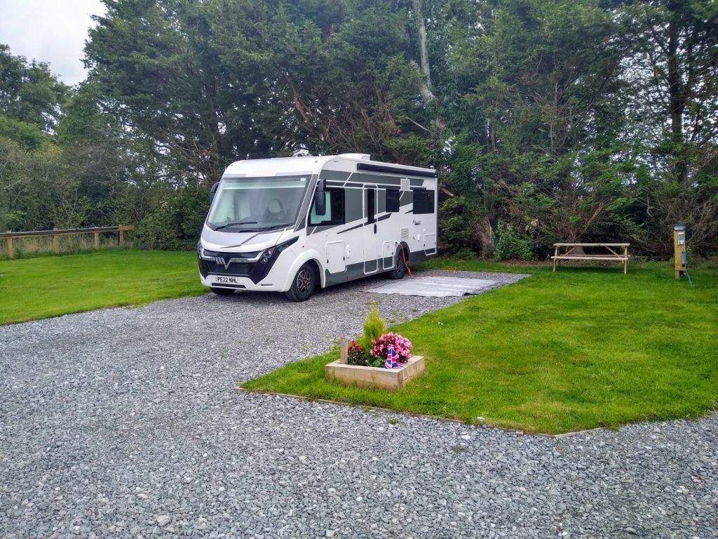 Dates Request Form - Happy Pheasant Caravan Park and Campsite